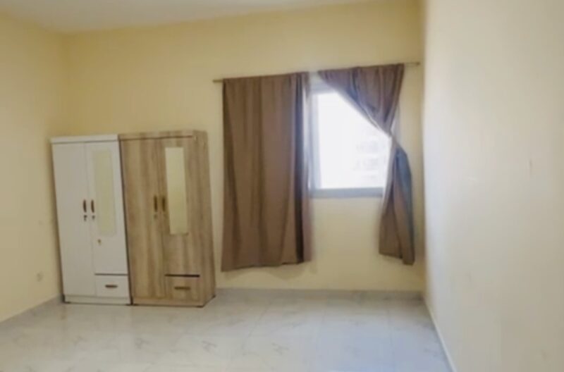 REG ROOM AND MASTER AND PARTITION IN OPPOSITE CORNICHE HOSPITAL AL ...